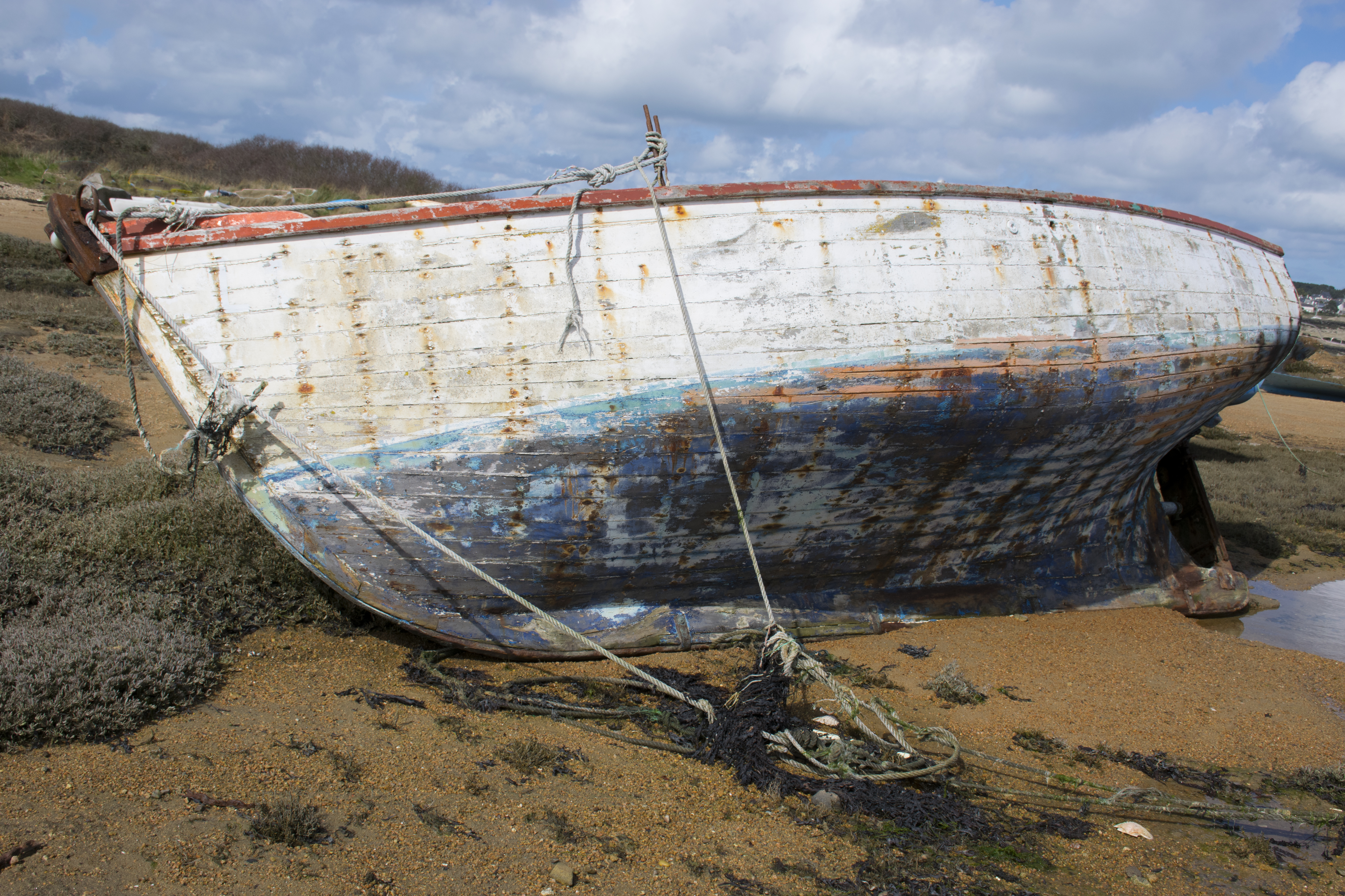 Old boat – WicorMarine Yacht Haven
